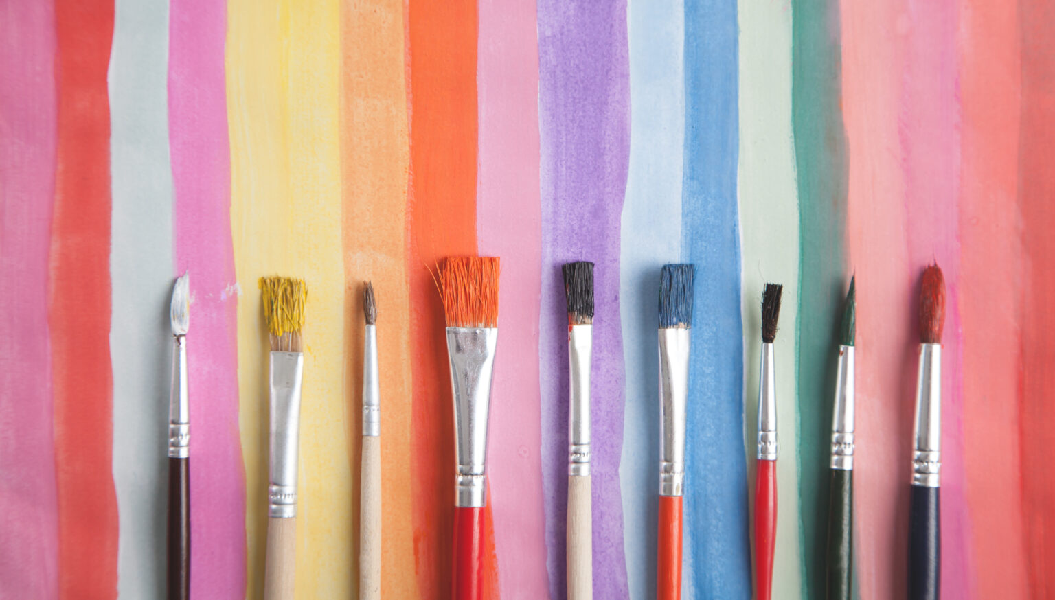 Which Paintbrushes Should Artists Use? | Artweb